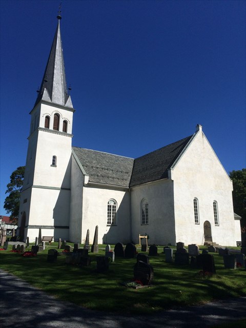GC60RFX Furnes kirke (Traditional Cache) in Innlandet, Norway created ...