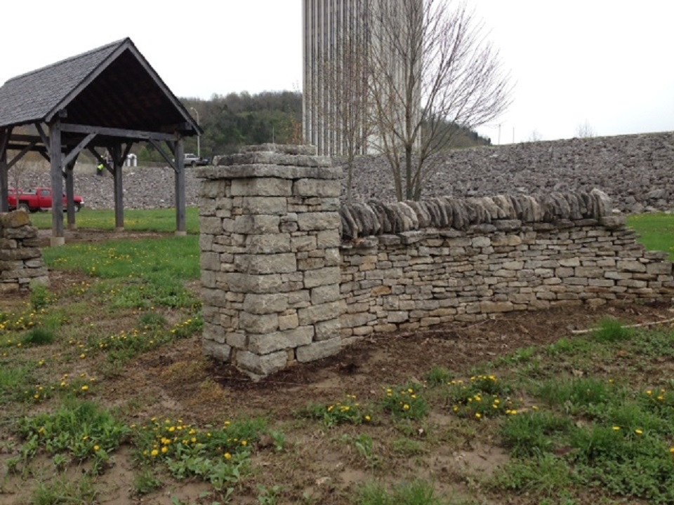 GC5RFMD Dry Limestone Wall History in the Bluegrass (Earthcache) in ...